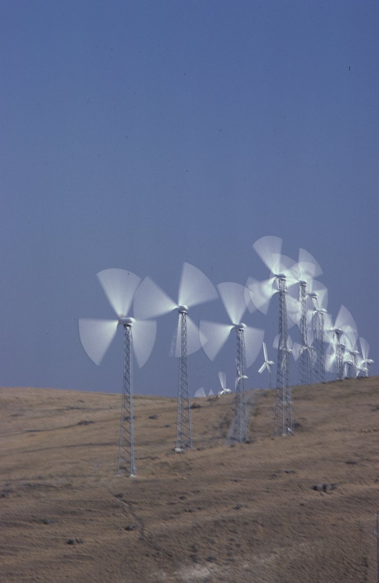 Enertech E44 Wind Turbine Runaway SeaWest Altamont Pass – WIND WORKS